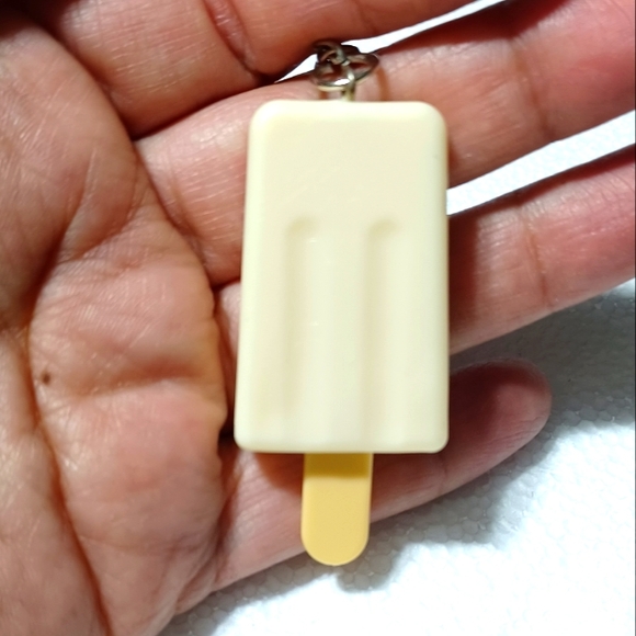 FASHION KEY CHAIN | Other | Cream Popsicle Keychain | Poshmark